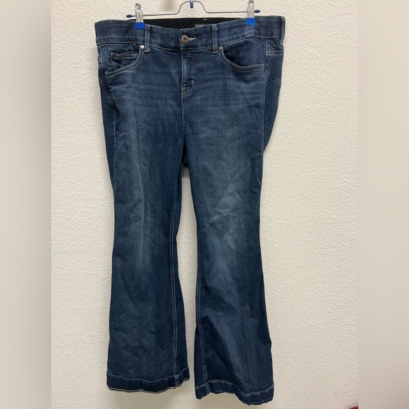 torrid | Jeans | Torrid Bombshell Flare Premium Stretch Figure ...